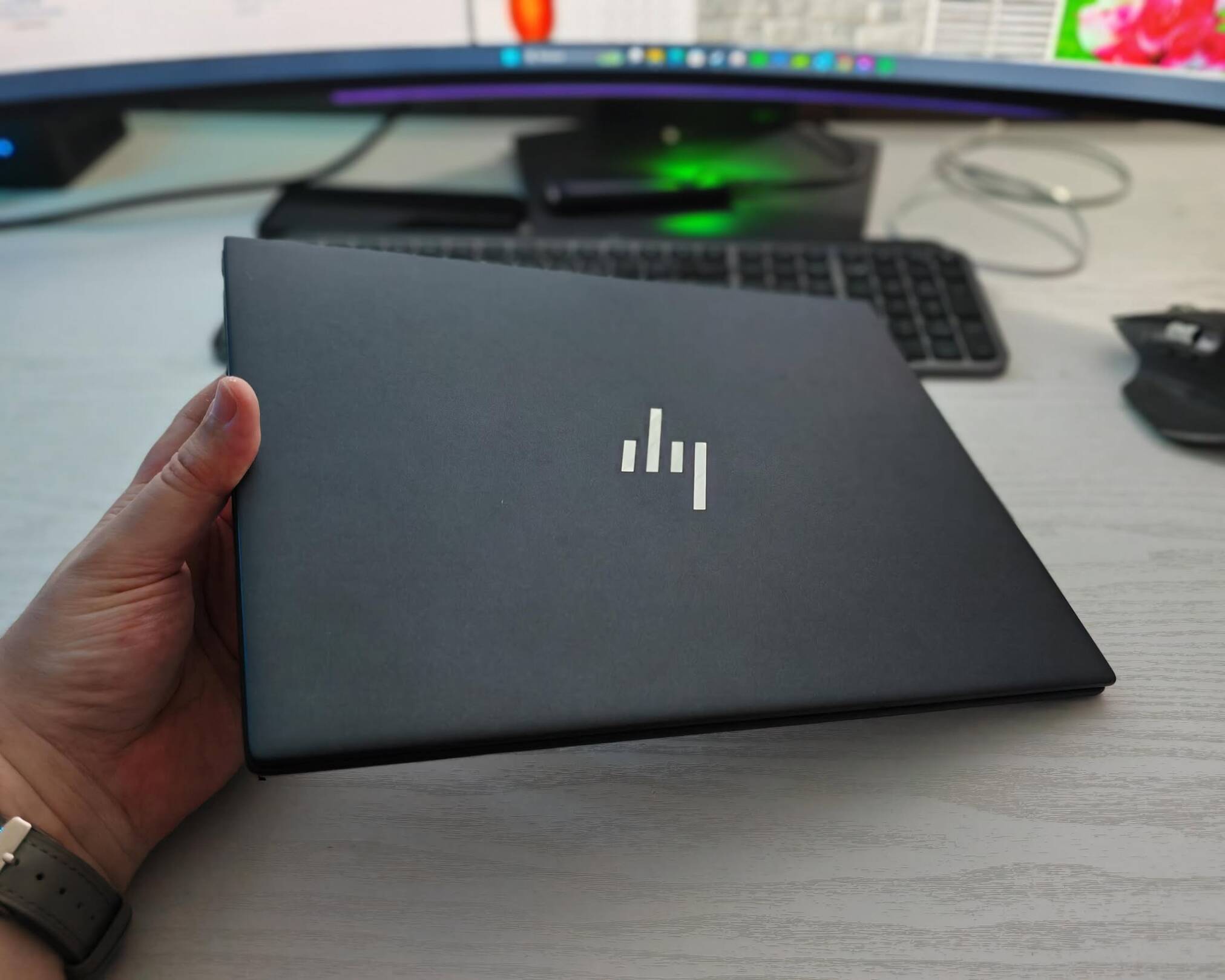 HP Dragonfly G4 faz sentido em 2025? Um Portátil com Conectividade 5G ...