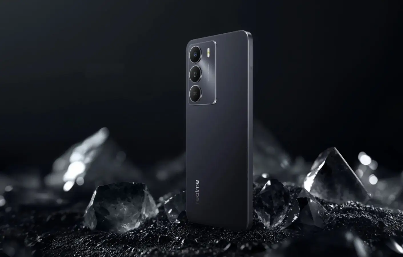 Realme V70 e V70s estreiam na China com ecrãs de 120Hz, baterias de 5000mAh e durabilidade ...
