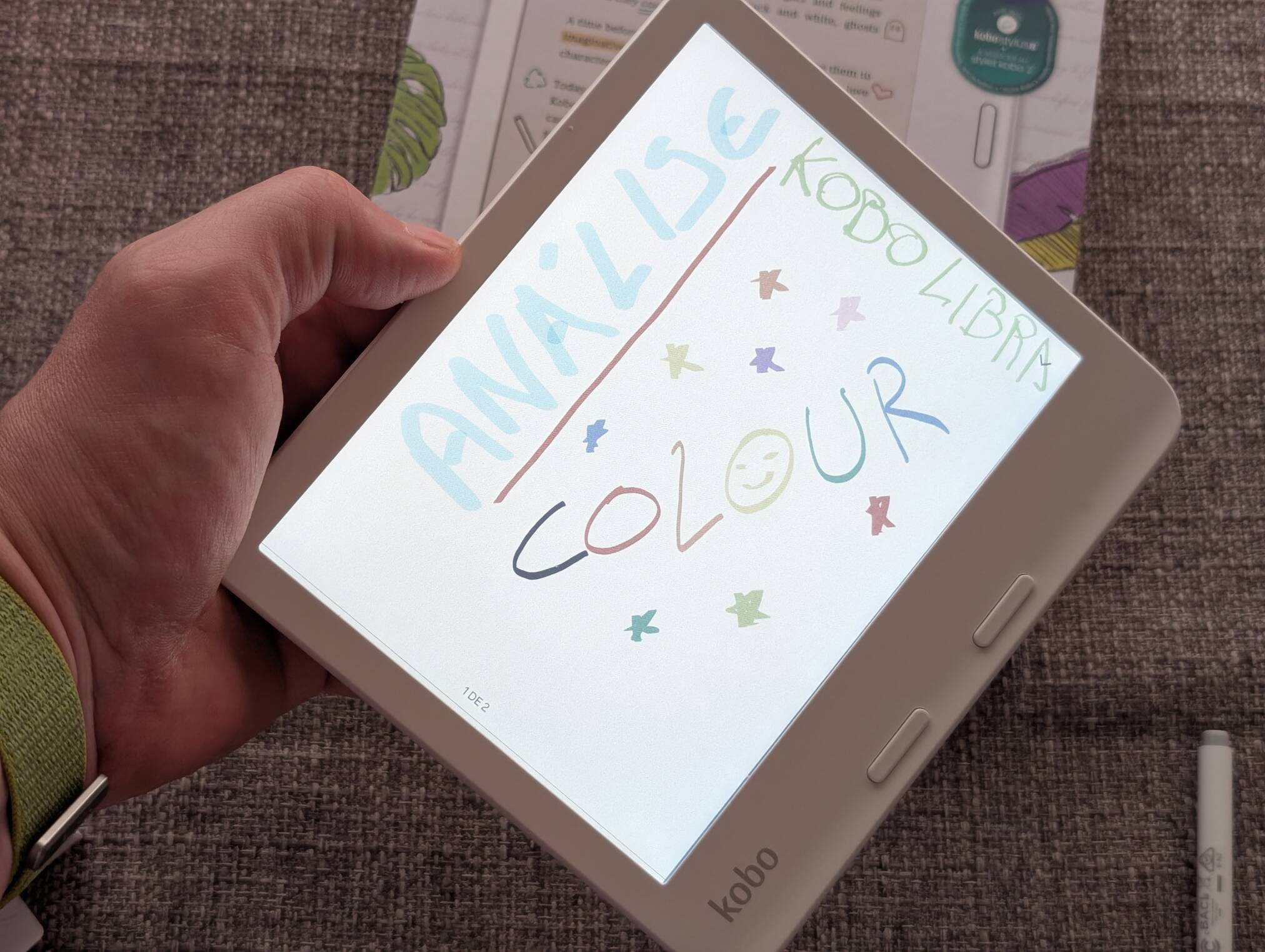 Análise Kobo Libra Colour: Vale a Pena um Ecrã a Cores num Ereader em ...