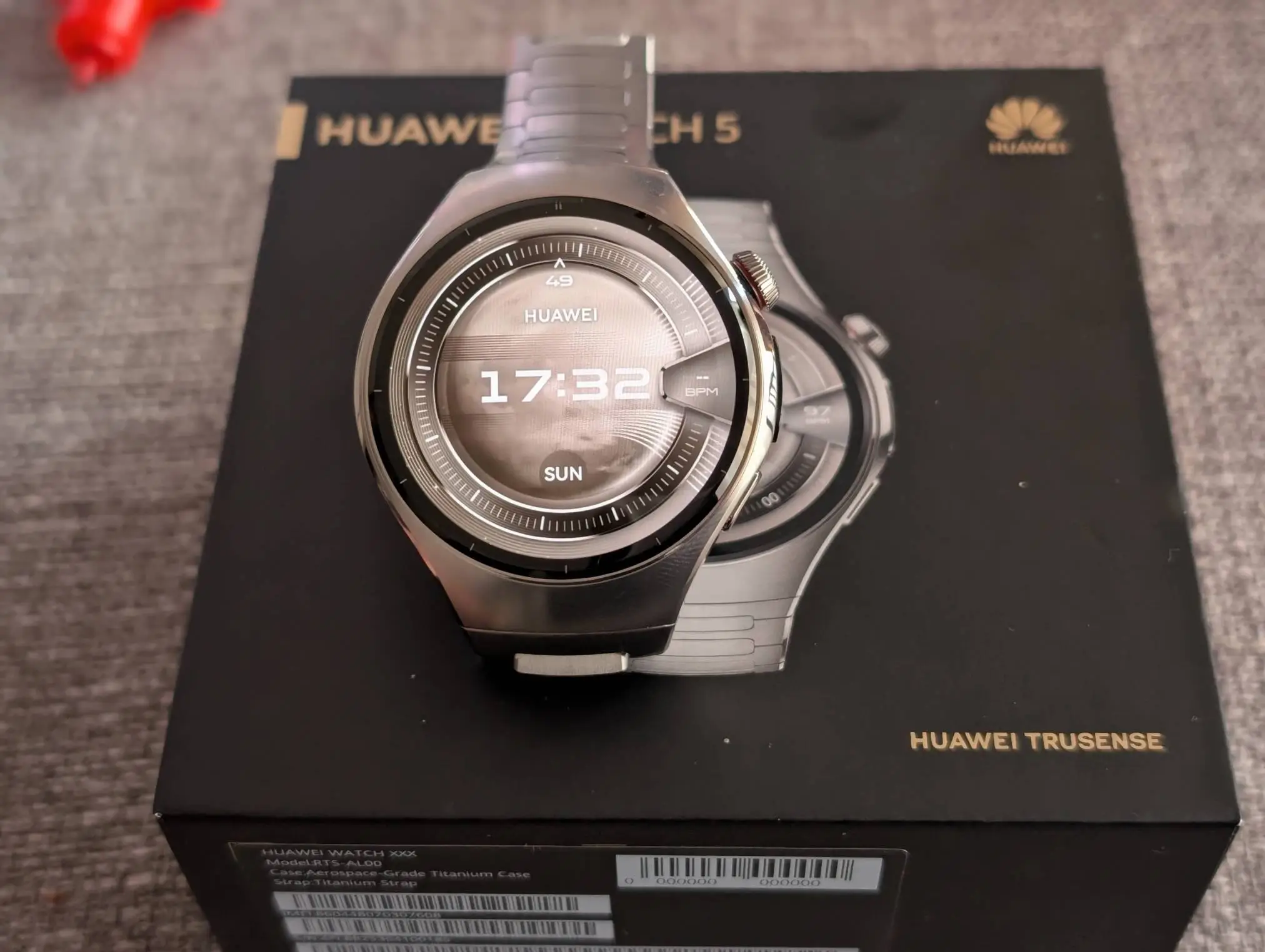 HUAWEI Watch 5 já chegou a Portugal com a tecnologia X-TAP: vale mesmo ...