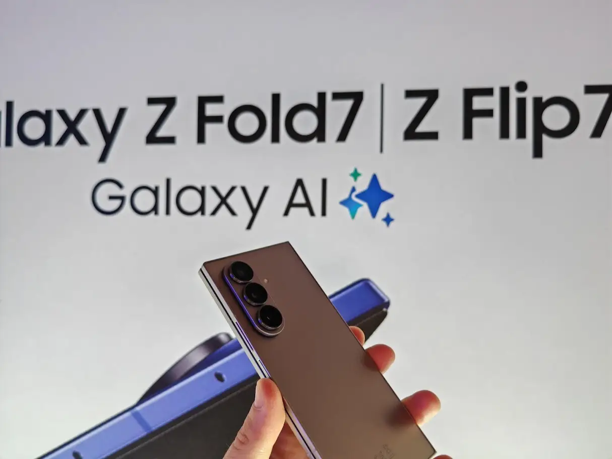 Samsung Galaxy Z Fold 7 Oficial: O smartphone dobrável mais leve do ...