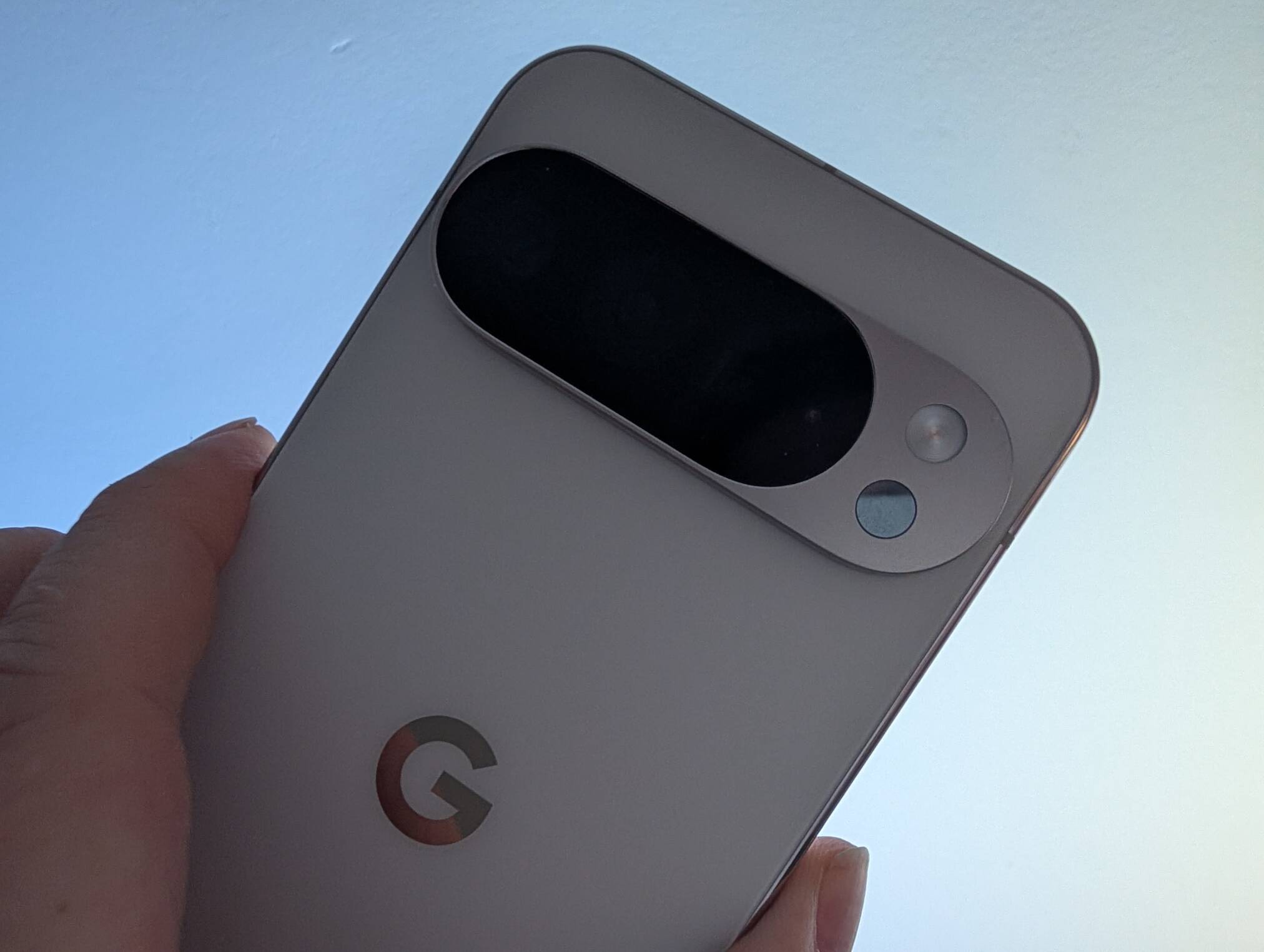 Análise Google Pixel 10 Pro XL: o super‑Pixel que quer fazer frente ao ...