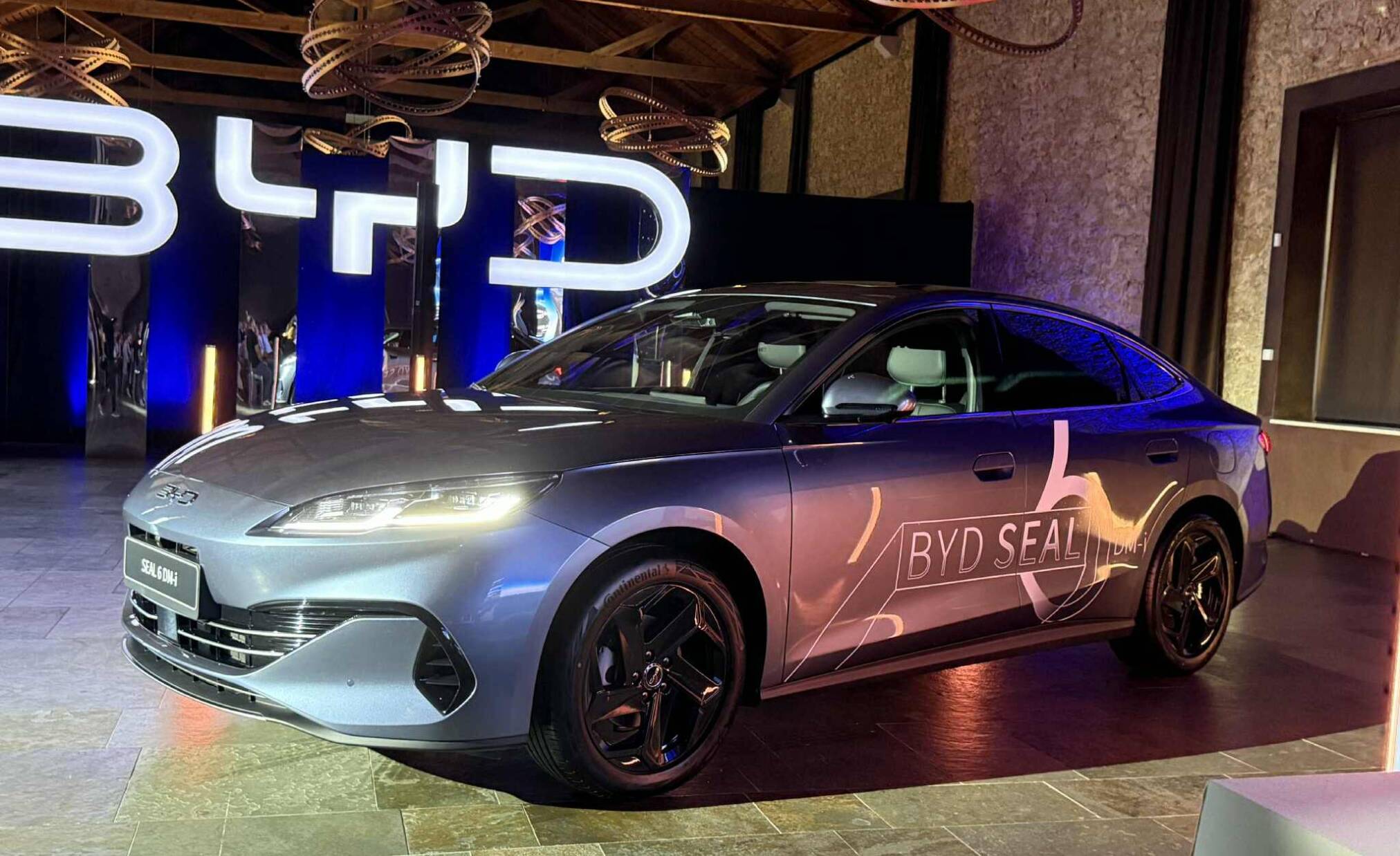 BYD SEAL 6 DM-i: Sedan e Touring já disponíveis em Portugal com ...