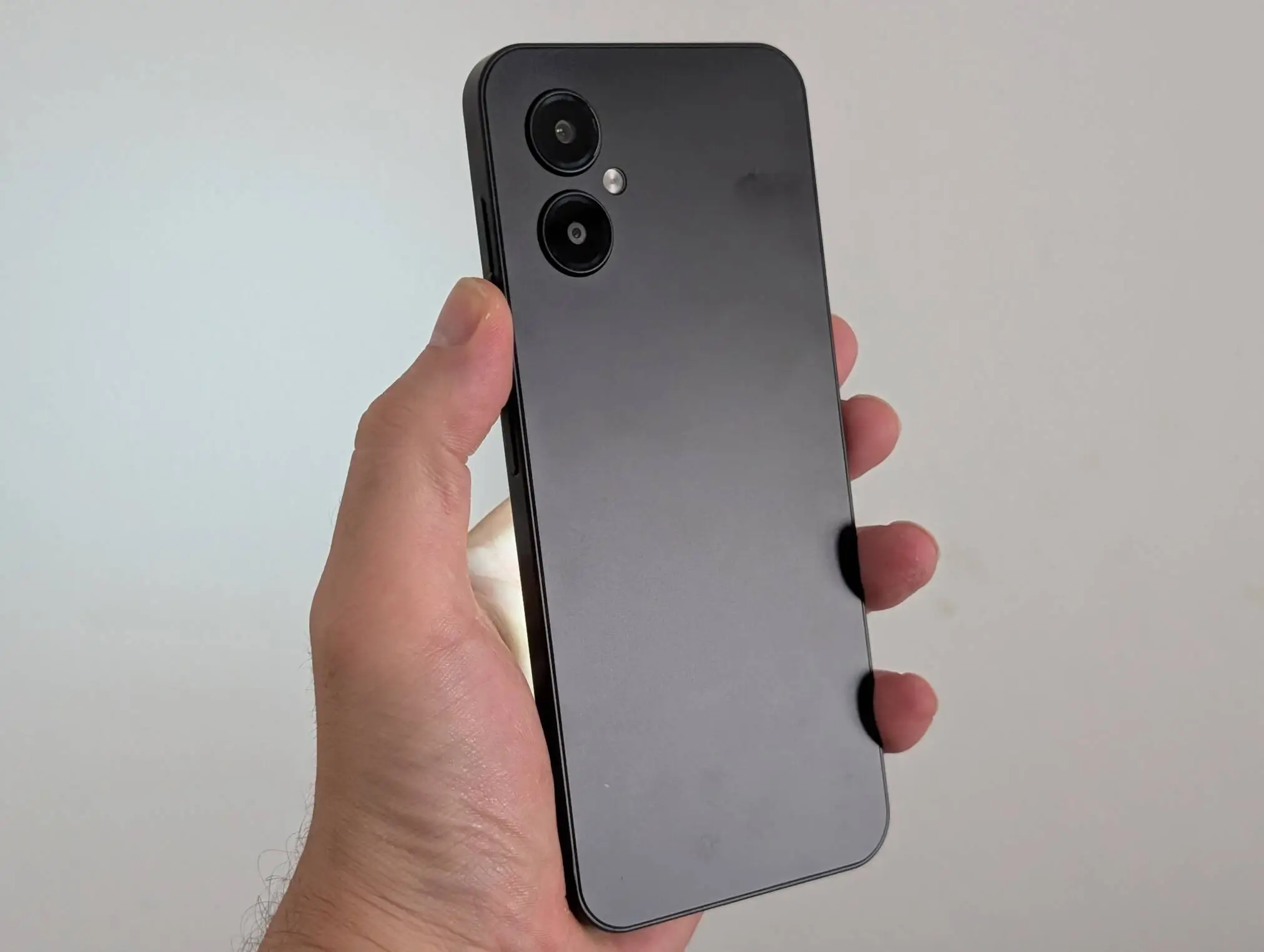 SPC Zeus 2 Pro: Telemóvel Sénior com SOS e Controlo